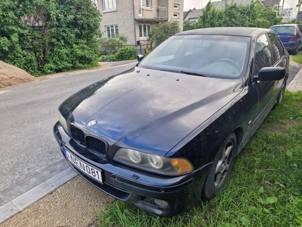 BMW 523 1996 Kretinga, ar dzinēja tilpumu 2.50 L un nobraukumu 500 tūkst. km par 1800 €, foto 1 vietnē AUTOMOTO.COM.LV