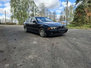 BMW 523 1997 Panevēža, ar dzinēja tilpumu 2.50 L un nobraukumu 320 tūkst. km par 1300 €, foto  vietnē AUTOMOTO.COM.LV