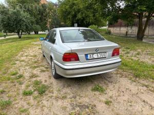 BMW 523 1998 Rīga, ar dzinēja tilpumu 2.50 L un nobraukumu 269 tūkst. km par 1550 €, foto 2 vietnē AUTOMOTO.COM.LV