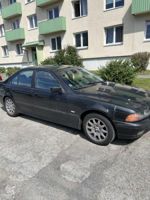 БМВ 523 1998 в Таллин, объемом двигателя 2.50 л и пробегом 208 тыс. км за 1400 €, фото 3 на AUTOMOTO.COM.LV