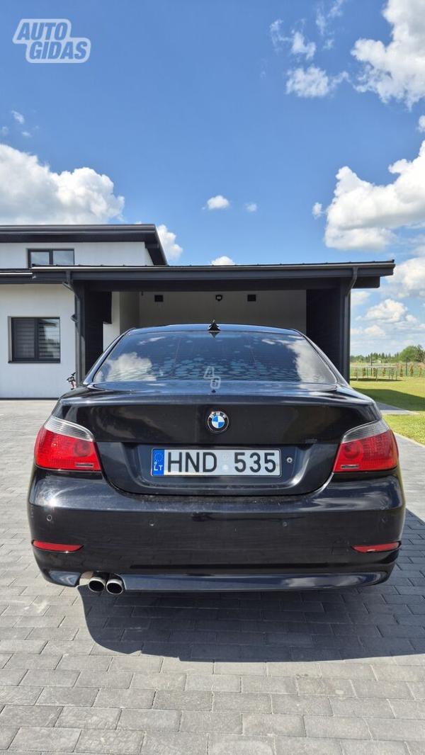 BMW 523 2004 in Siauliai, with an engine capacity of 2.20 L and mileage of 320 thousand km for 2150 €, photo 5 on AUTOMOTO.COM.LV