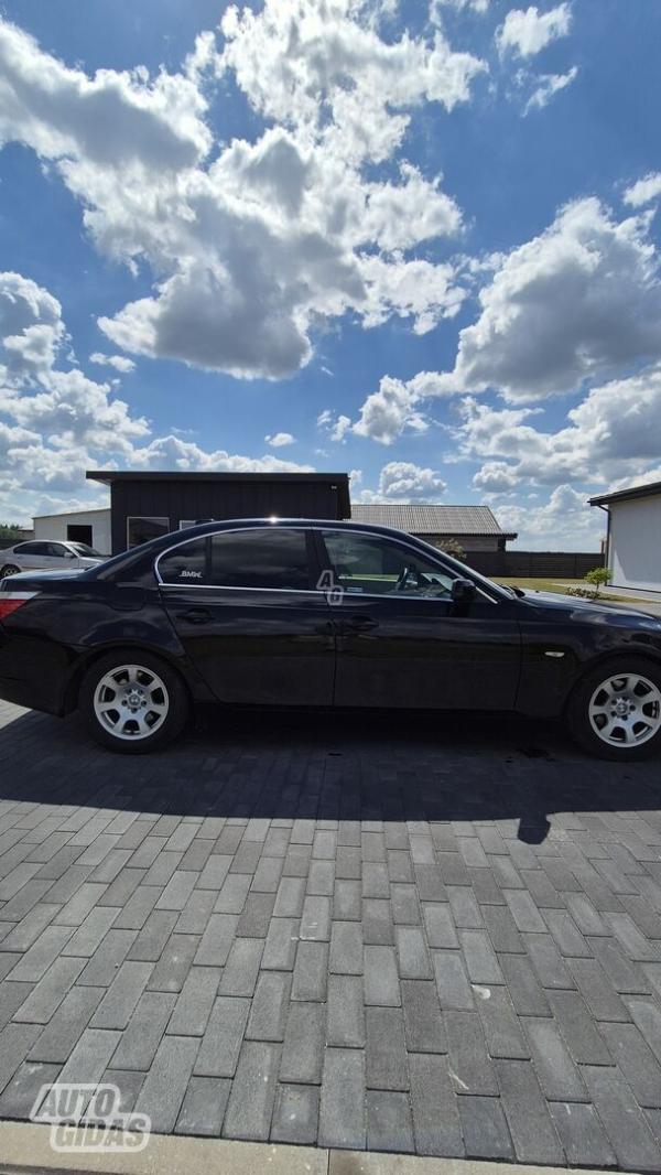 BMW 523 2004 in Siauliai, with an engine capacity of 2.20 L and mileage of 320 thousand km for 2150 €, photo 7 on AUTOMOTO.COM.LV