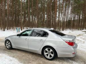 BMW 523 2007 in Vilnius, with an engine capacity of 2.50 L and mileage of 279 thousand km for 3449 €, photo 8 on AUTOMOTO.COM.LV