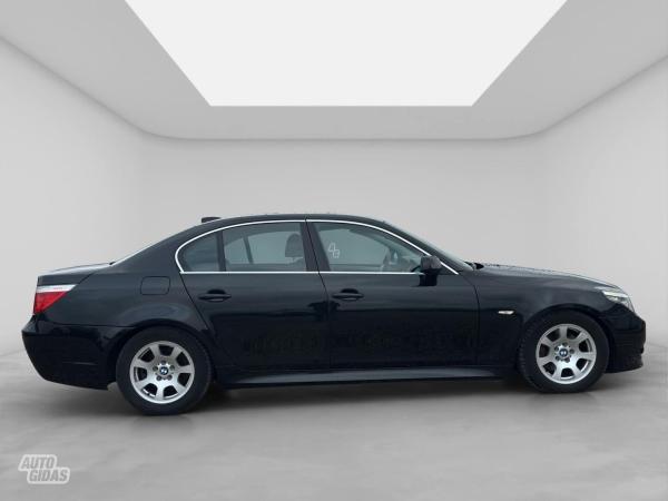 BMW 523 2007 in Kaunas, with an engine capacity of 2.50 L and mileage of 142 thousand km for 4490 €, photo 7 on AUTOMOTO.COM.LV