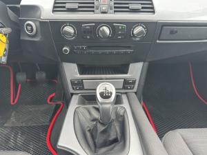 BMW 523 2007 in Kaunas, with an engine capacity of 2.50 L and mileage of 142 thousand km for 4490 €, photo 15 on AUTOMOTO.COM.LV