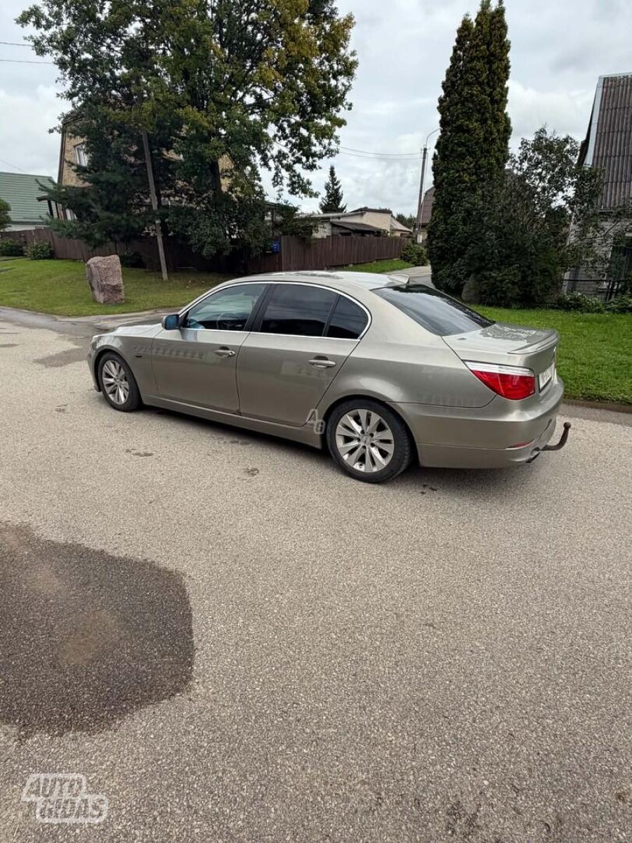 BMW 523 2008 in Siauliai, with an engine capacity of 2.50 L and mileage of 310 thousand km for 2350 €, photo 5 on AUTOMOTO.COM.LV