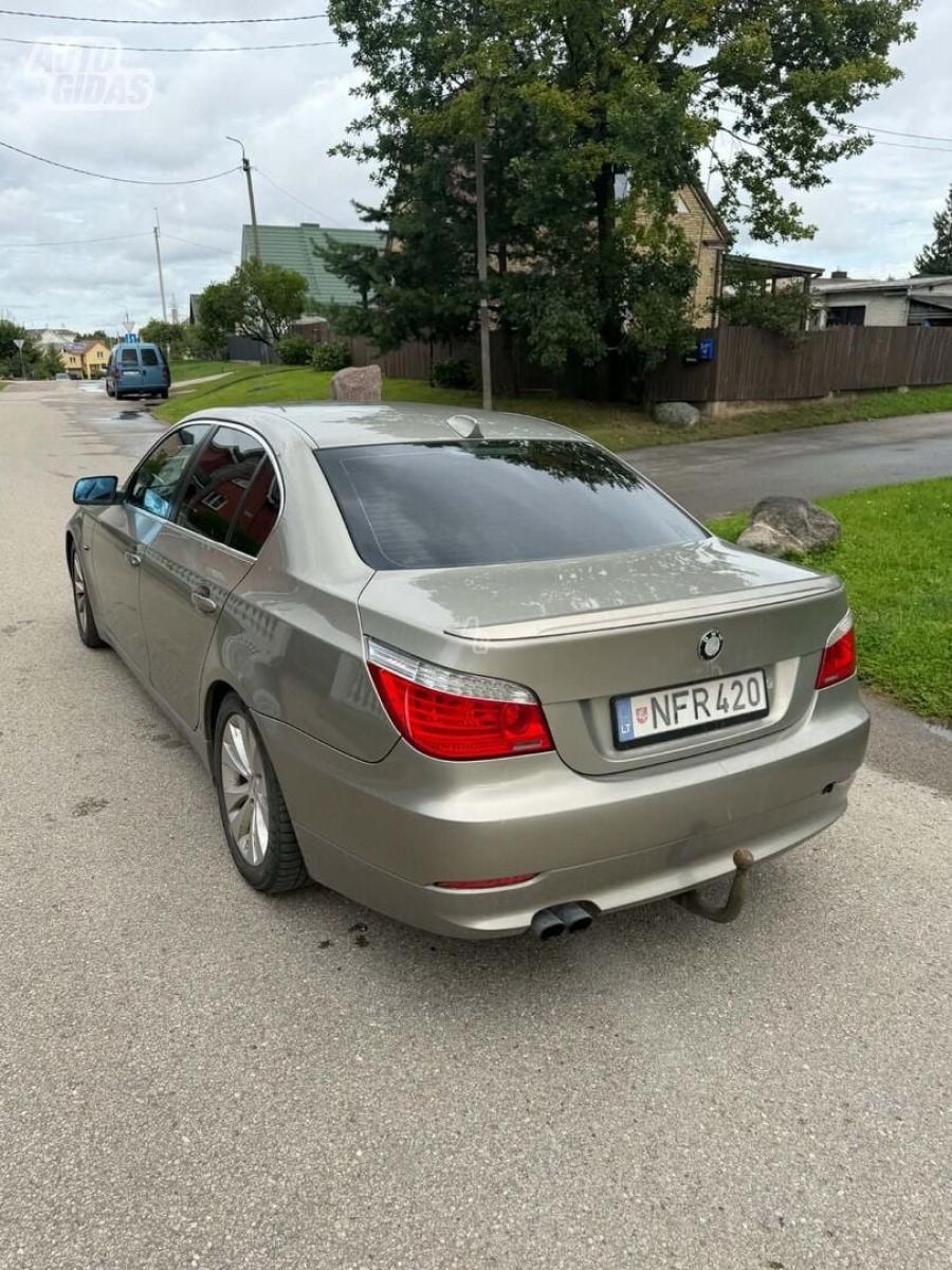 BMW 523 2008 in Siauliai, with an engine capacity of 2.50 L and mileage of 310 thousand km for 2350 €, photo 8 on AUTOMOTO.COM.LV