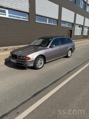 BMW 523 1997 Rīga, ar dzinēja tilpumu 2.50 L un nobraukumu 180 tūkst. km par 5500 €, foto  vietnē AUTOMOTO.COM.LV
