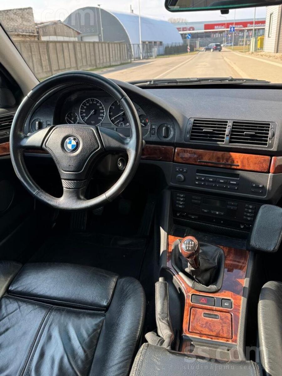 BMW 523 1997 Rīga, ar dzinēja tilpumu 2.50 L un nobraukumu 180 tūkst. km par 5500 €, foto 11 vietnē AUTOMOTO.COM.LV