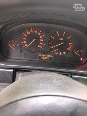 BMW 523 1997 Viļņa, ar dzinēja tilpumu 2.50 L un nobraukumu 352 tūkst. km par 1000 €, foto 7 vietnē AUTOMOTO.COM.LV