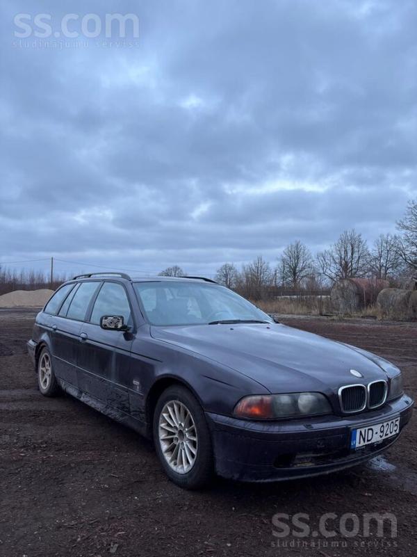 Violets BMW 523 1997 Jēkabpils, ar dzinēja tilpumu 2.50 L un nobraukumu 450 tūkst. km par 600 €, foto 2 vietnē AUTOMOTO.COM.LV