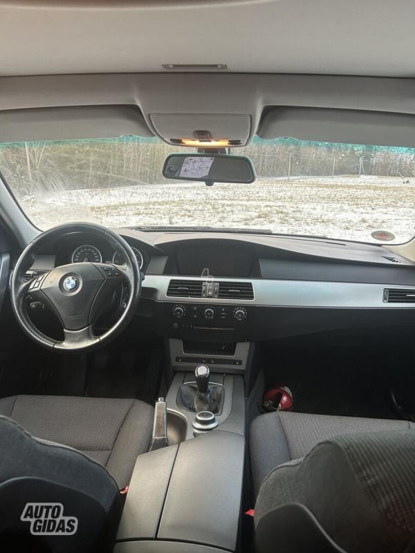 White BMW 523 2005 in Vilnius, with an engine capacity of 2.50 L and mileage of 217 thousand km for 2900 €, photo 4 on AUTOMOTO.COM.LV