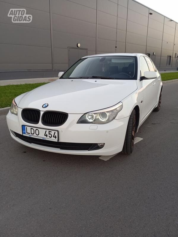Белый БМВ 523 2007 в Каунас, объемом двигателя 2.50 л и пробегом 359 тыс. км за 4900 €, фото 3 на AUTOMOTO.COM.LV