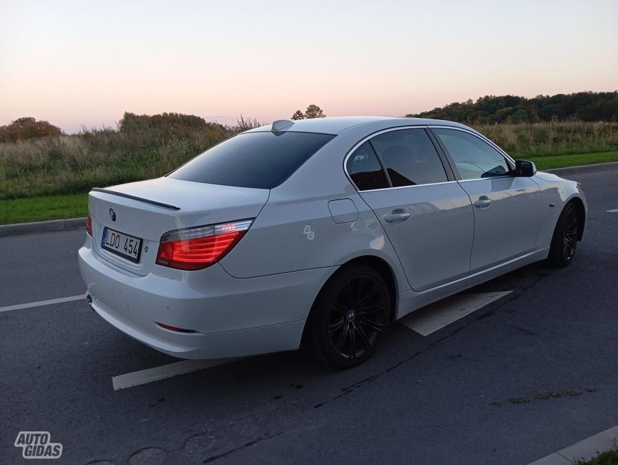 White BMW 523 2007 in Kaunas, with an engine capacity of 2.50 L and mileage of 359 thousand km for 4900 €, photo 7 on AUTOMOTO.COM.LV