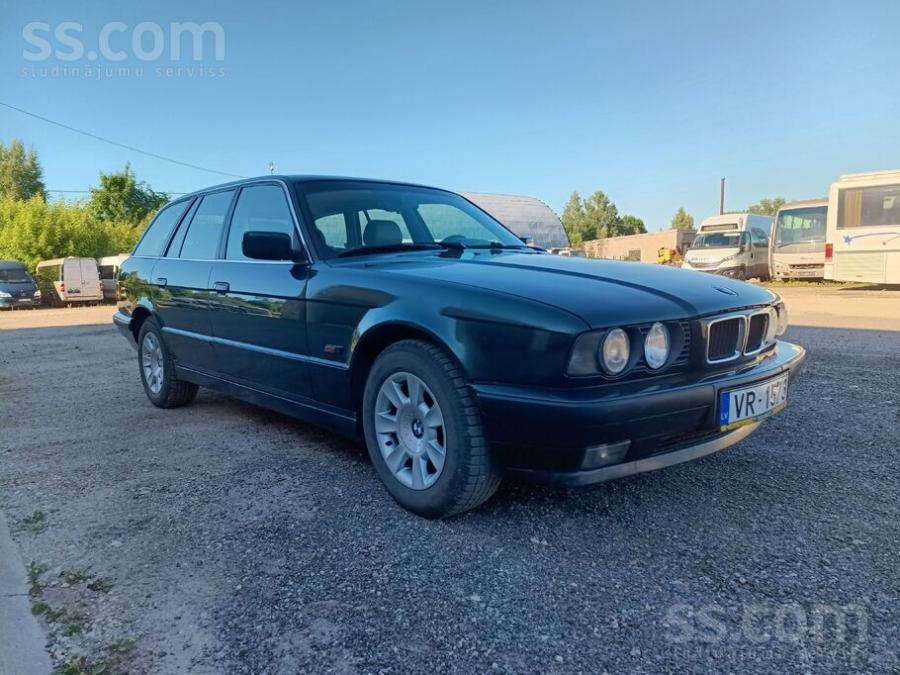 Zaļš BMW 524 1995 Balvi, ar dzinēja tilpumu 2.40 L un nobraukumu 302 tūkst. km par 4200 €, foto 1 vietnē AUTOMOTO.COM.LV
