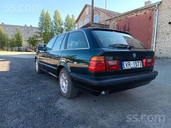 Zaļš BMW 524 1995 Balvi, ar dzinēja tilpumu 2.40 L un nobraukumu 302 tūkst. km par 4200 €, foto 3 vietnē AUTOMOTO.COM.LV