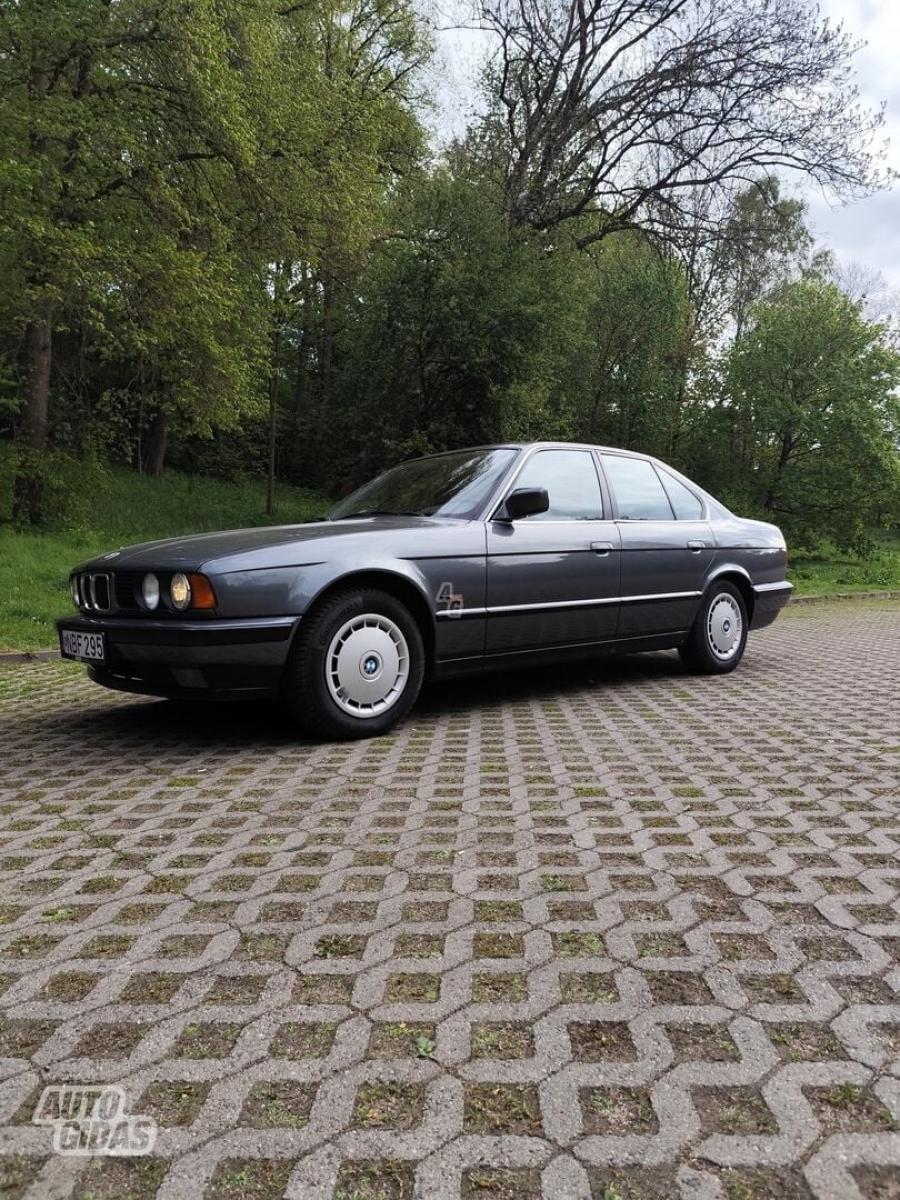 BMW 524 1989 in Vilnius, with an engine capacity of 2.40 L and mileage of 122 thousand km for 9500 €, photo 3 on AUTOMOTO.COM.LV
