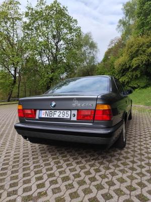 BMW 524 1989 in Vilnius, with an engine capacity of 2.40 L and mileage of 122 thousand km for 9500 €, photo 5 on AUTOMOTO.COM.LV