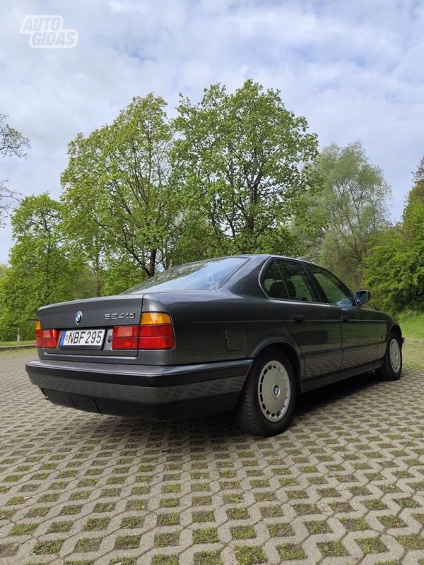BMW 524 1989 Viļņa, ar dzinēja tilpumu 2.40 L un nobraukumu 122 tūkst. km par 9500 €, foto 6 vietnē AUTOMOTO.COM.LV
