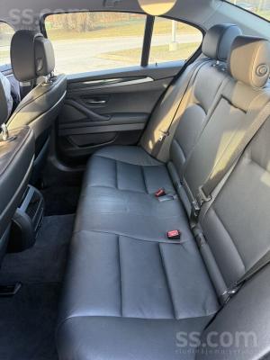Melns BMW 525 2010 Jēkabpils, ar dzinēja tilpumu 3.00 L un nobraukumu 256 tūkst. km par 7500 €, foto 7 vietnē AUTOMOTO.COM.LV