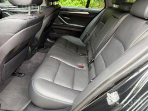 Black BMW 525 2014 in Riga, with an engine capacity of 2.00 L and mileage of 158 thousand km for 11900 €, photo 8 on AUTOMOTO.COM.LV