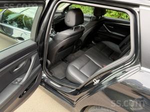 Black BMW 525 2014 in Riga, with an engine capacity of 2.00 L and mileage of 158 thousand km for 11900 €, photo 9 on AUTOMOTO.COM.LV