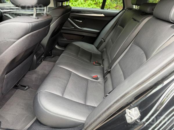 BMW 525 2014 Rīga vietnē Melns BMW 525 2014 Rīga, ar dzinēja tilpumu 2.00 L un nobraukumu 158 tūkst. km par 11900 €, foto 8 vietnē AUTOMOTO.COM.LV