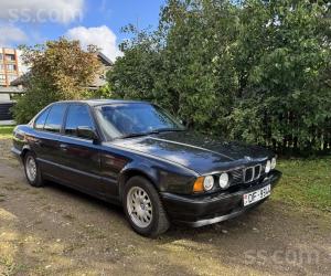 Черный БМВ 525 1990 в Елгава, объемом двигателя 2.50 л и пробегом 346 тыс. км за 8000 €, фото  на AUTOMOTO.COM.LV