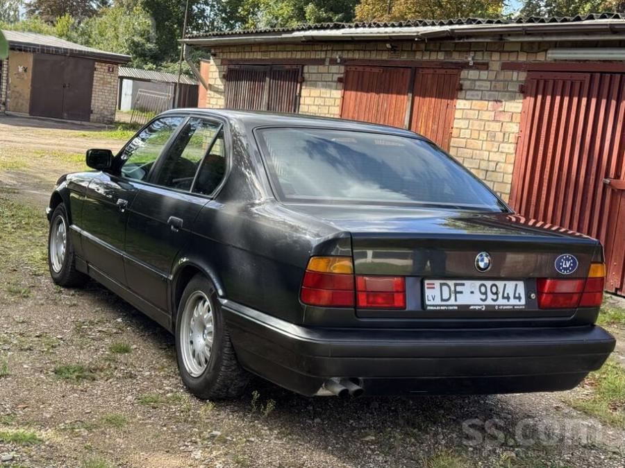 Черный БМВ 525 1990 в Елгава, объемом двигателя 2.50 л и пробегом 346 тыс. км за 8000 €, фото 5 на AUTOMOTO.COM.LV