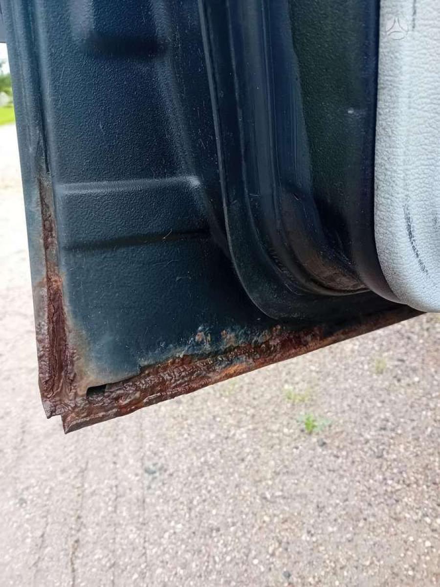 Melns BMW 525 1991 Šilalė, ar dzinēja tilpumu 2.49 L un nobraukumu 490 tūkst. km par 3500 €, foto 11 vietnē AUTOMOTO.COM.LV