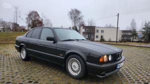 Melns BMW 525 1994 Molėtai, ar dzinēja tilpumu 2.50 L un nobraukumu 366 tūkst. km par 4500 €, foto 3 vietnē AUTOMOTO.COM.LV