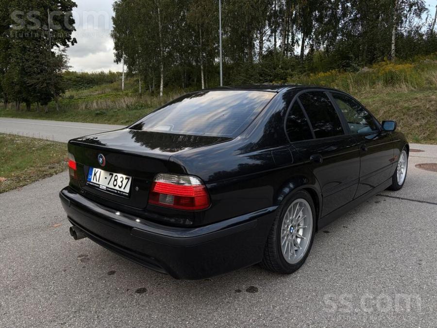 Melns BMW 525 1999 Valmiera, ar dzinēja tilpumu 2.50 L un nobraukumu 334 tūkst. km par 3390 €, foto 4 vietnē AUTOMOTO.COM.LV