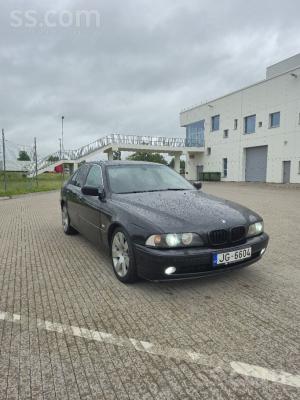 Black BMW 525 2000 in Rezekne, with an engine capacity of 2.50 L and mileage of 382 thousand km for 1700 €, photo  on AUTOMOTO.COM.LV