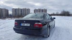 Black BMW 525 2001 in Vilnius, with an engine capacity of 2.50 L and mileage of 236 thousand km for 2200 €, photo 7 on AUTOMOTO.COM.LV
