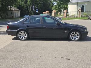 Black BMW 525 2001 in Vilnius, with an engine capacity of 2.50 L and mileage of 350 thousand km for 4500 €, photo 4 on AUTOMOTO.COM.LV