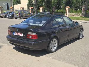 Black BMW 525 2001 in Vilnius, with an engine capacity of 2.50 L and mileage of 350 thousand km for 4500 €, photo 7 on AUTOMOTO.COM.LV