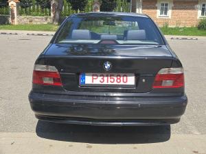 Black BMW 525 2001 in Vilnius, with an engine capacity of 2.50 L and mileage of 350 thousand km for 4500 €, photo 9 on AUTOMOTO.COM.LV