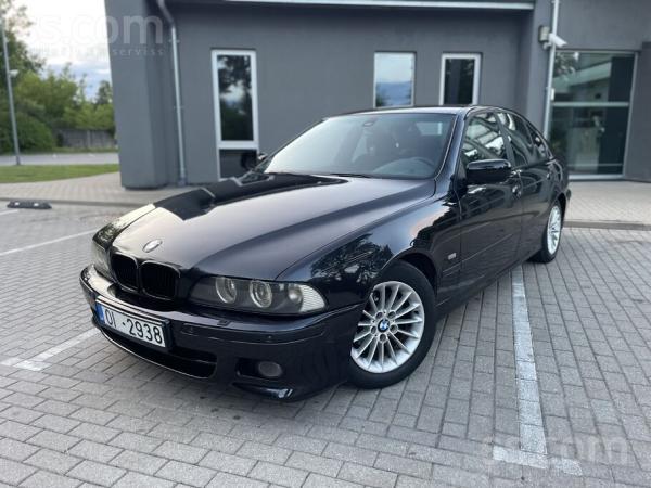 Черный БМВ 525 2001 в Юрмала, объемом двигателя 2.50 л и пробегом 380 тыс. км за 3550 €, фото 1 на AUTOMOTO.COM.LV