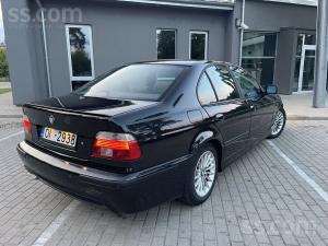 Черный БМВ 525 2001 в Юрмала, объемом двигателя 2.50 л и пробегом 380 тыс. км за 3550 €, фото 5 на AUTOMOTO.COM.LV