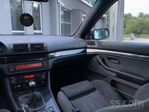 Черный БМВ 525 2001 в Юрмала, объемом двигателя 2.50 л и пробегом 380 тыс. км за 3550 €, фото 11 на AUTOMOTO.COM.LV