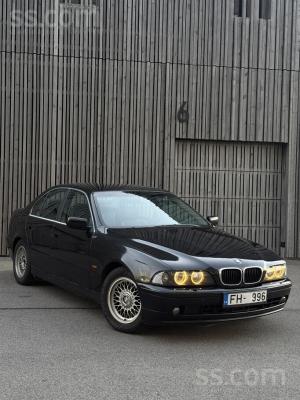 Черный БМВ 525 2001 в Рига, объемом двигателя 2.50 л и пробегом 250 тыс. км за 2000 €, фото  на AUTOMOTO.COM.LV