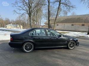 Black BMW 525 2002 in Vilnius, with an engine capacity of 2.50 L and mileage of 400 thousand km for 1650 €, photo 6 on AUTOMOTO.COM.LV