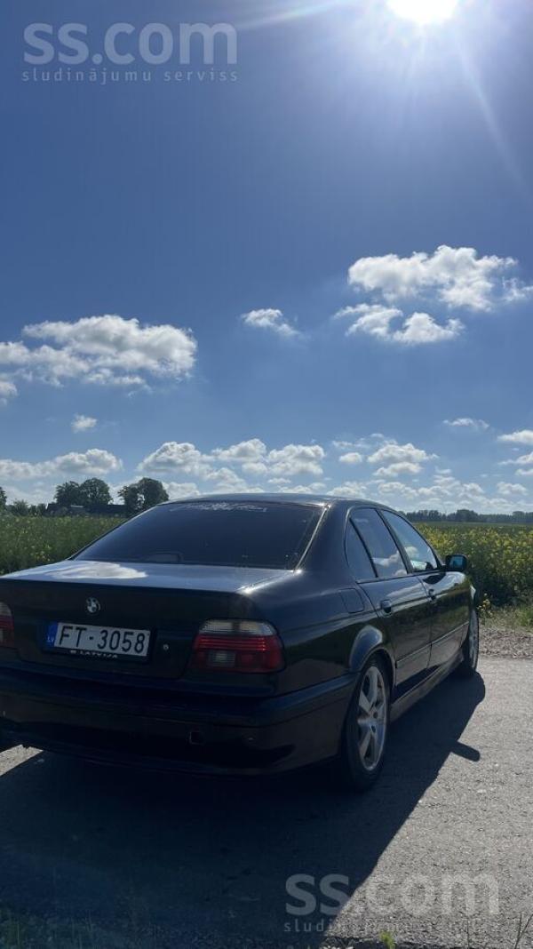 Black BMW 525 2002 in Jelgava, with an engine capacity of 2.50 L and mileage of 546 thousand km for 2500 €, photo 5 on AUTOMOTO.COM.LV