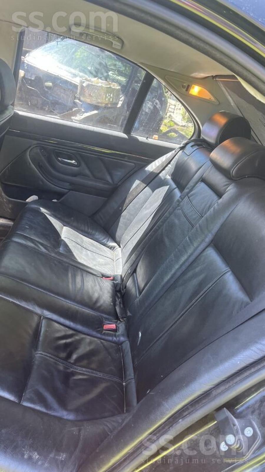 Melns BMW 525 2002 Jelgava, ar dzinēja tilpumu 2.50 L un nobraukumu 546 tūkst. km par 2500 €, foto 8 vietnē AUTOMOTO.COM.LV