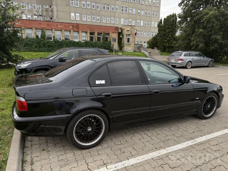 Черный БМВ 525 2002 в Рига, объемом двигателя 2.50 л и пробегом 318 тыс. км за 5500 €, фото 5 на AUTOMOTO.COM.LV