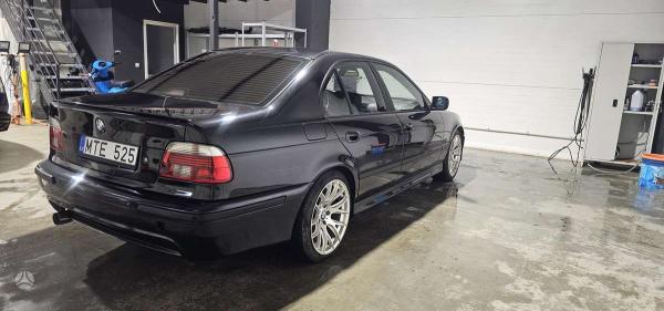 Black BMW 525 2002 in Kaunas, with an engine capacity of 2.49 L and mileage of 475 thousand km for 3500 €, photo 7 on AUTOMOTO.COM.LV
