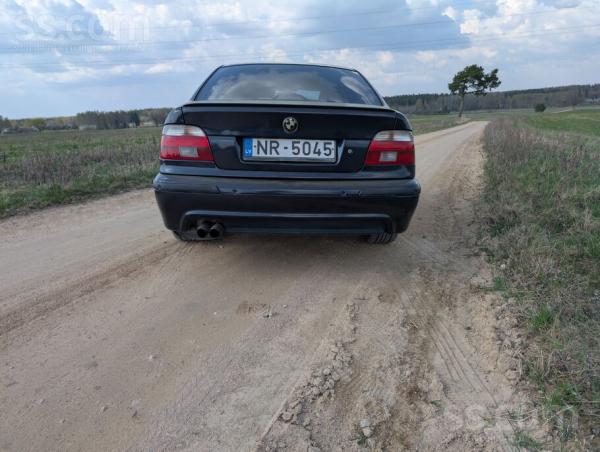Melns BMW 525 2003 Rīga, ar dzinēja tilpumu 2.50 L un nobraukumu 435 tūkst. km par 3500 €, foto 4 vietnē AUTOMOTO.COM.LV