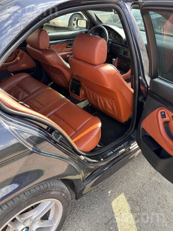 Melns BMW 525 2003 Rīga, ar dzinēja tilpumu 2.50 L un nobraukumu 435 tūkst. km par 3500 €, foto 9 vietnē AUTOMOTO.COM.LV