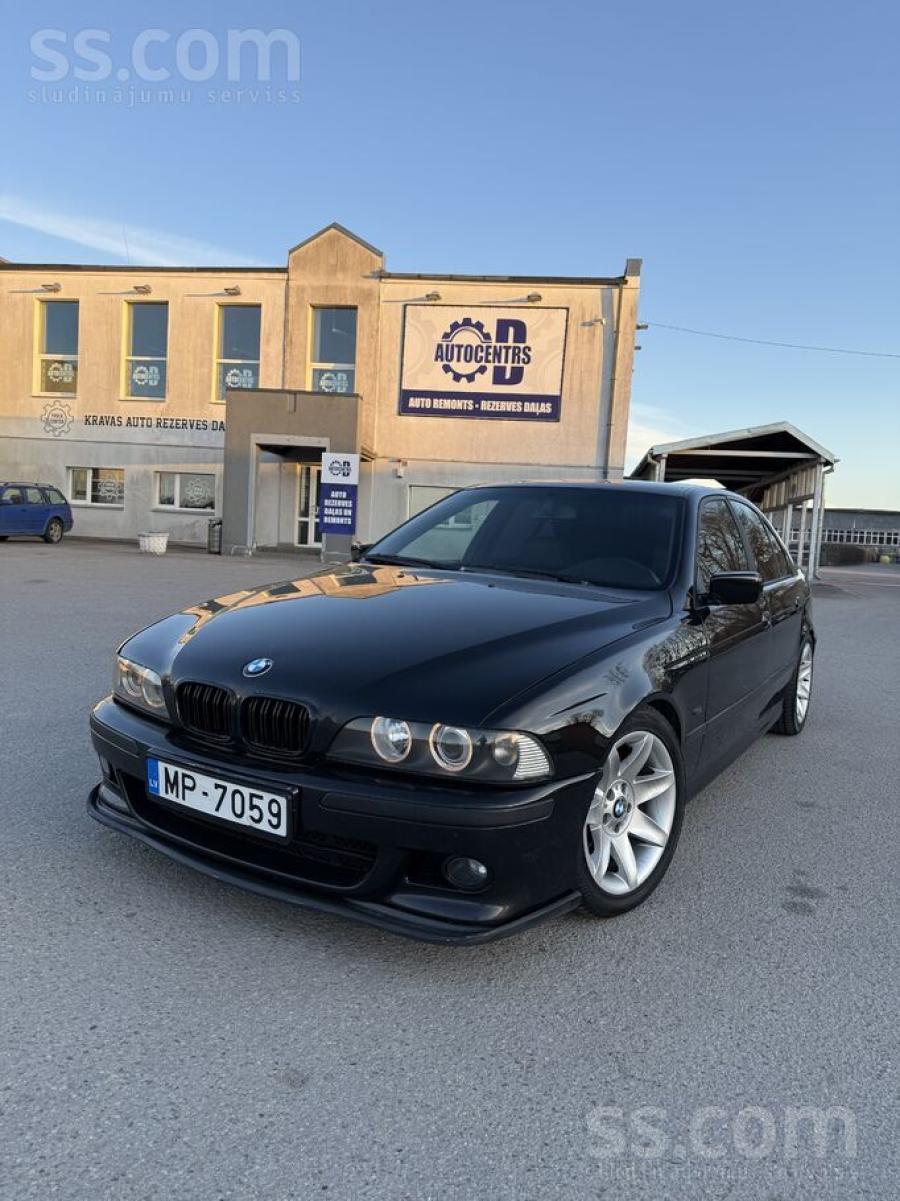 Melns BMW 525 2003 Tukums, ar dzinēja tilpumu 2.50 L un nobraukumu 374 tūkst. km par 4250 €, foto 3 vietnē AUTOMOTO.COM.LV
