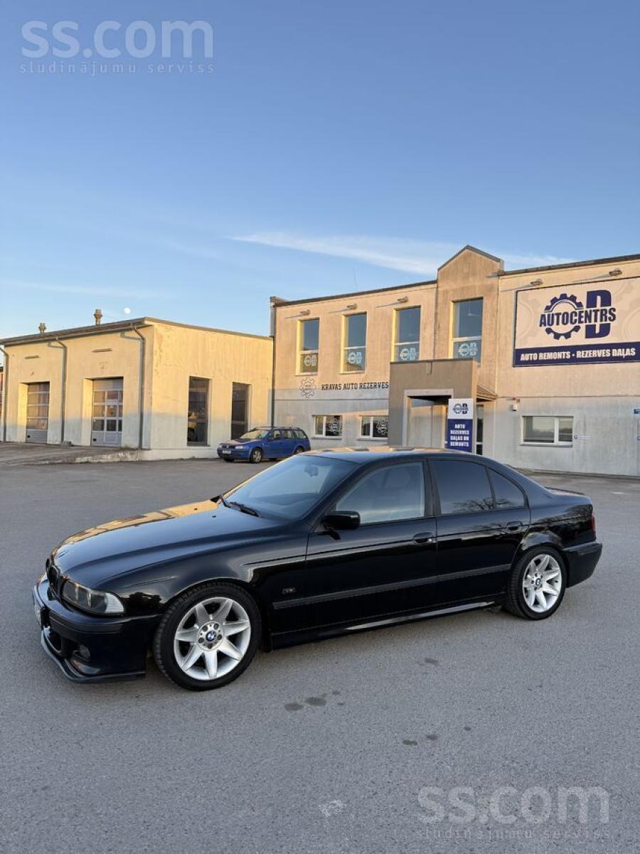 Melns BMW 525 2003 Tukums, ar dzinēja tilpumu 2.50 L un nobraukumu 374 tūkst. km par 4250 €, foto 4 vietnē AUTOMOTO.COM.LV